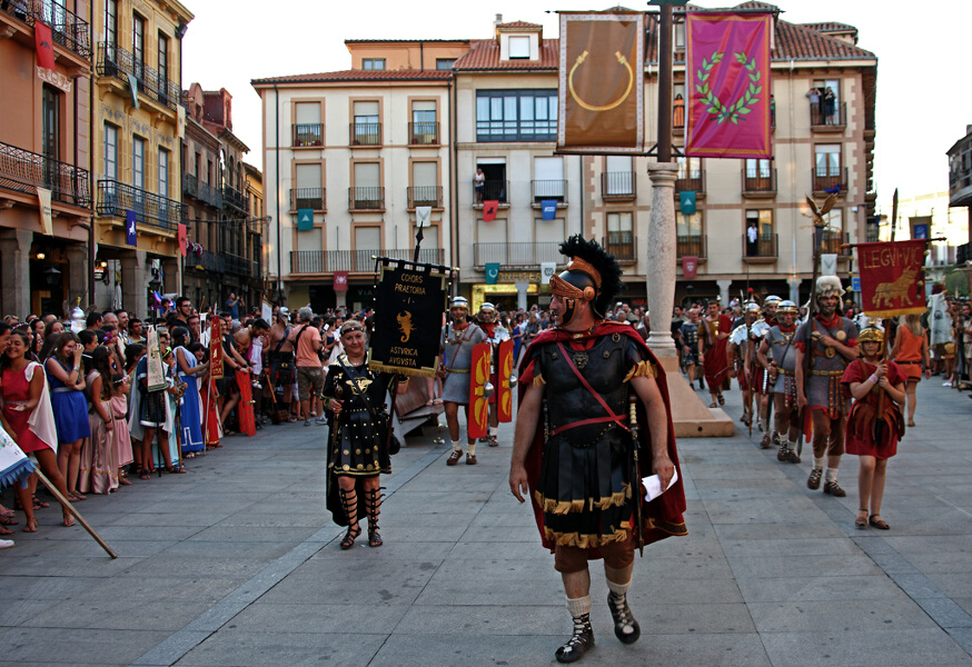 Galería Inout Viajes - Astorga. Fiesta de Astures y Romanos - Astorga ...
