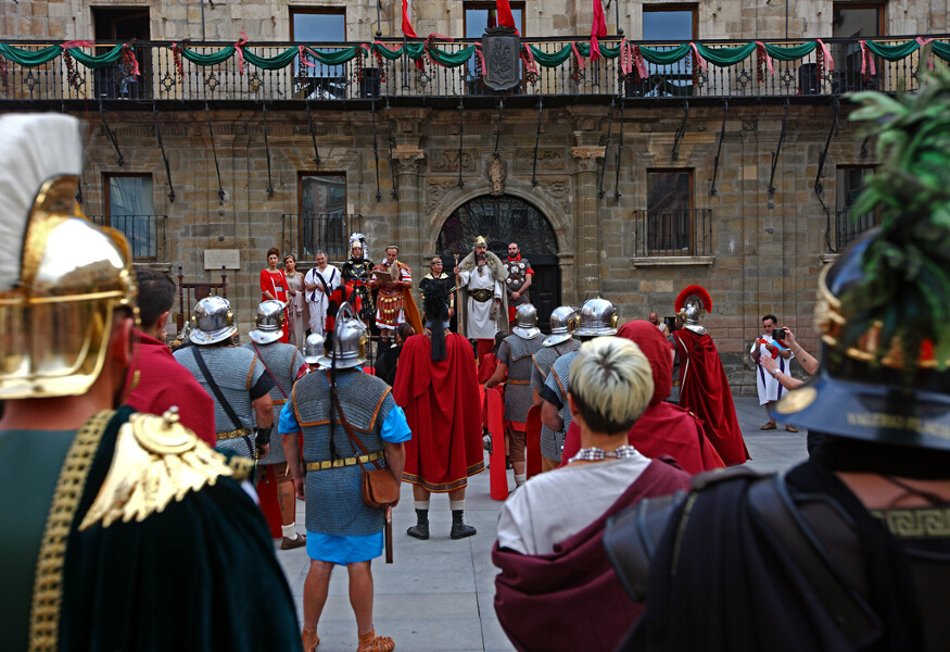 Galería Inout Viajes - Astorga. Fiesta de Astures y Romanos - Astorga ...