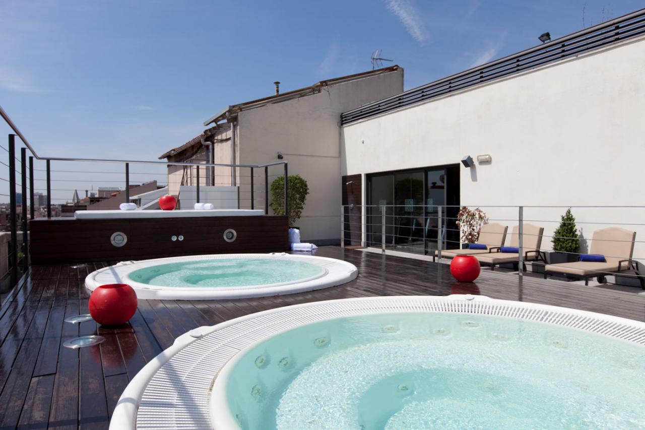 Vuelven las terrazas y piscinas de Hoteles Center, el mejor aliado ...