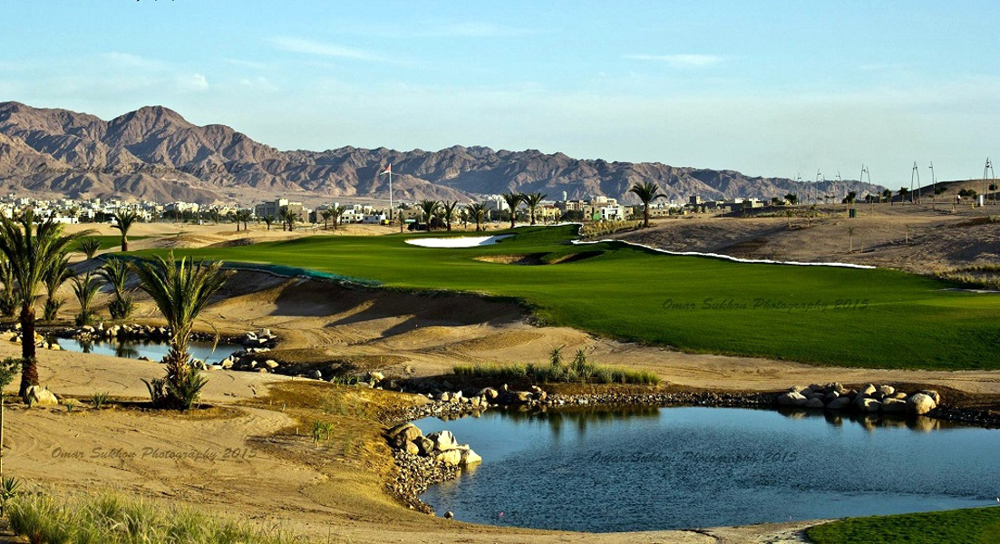 Ayla el primer campo de golf en el Mar Rojo | Inout Viajes